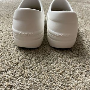 CROCS | Shoes | Crocs Dual Comfort Slip Resistant White Clogs | Poshmark